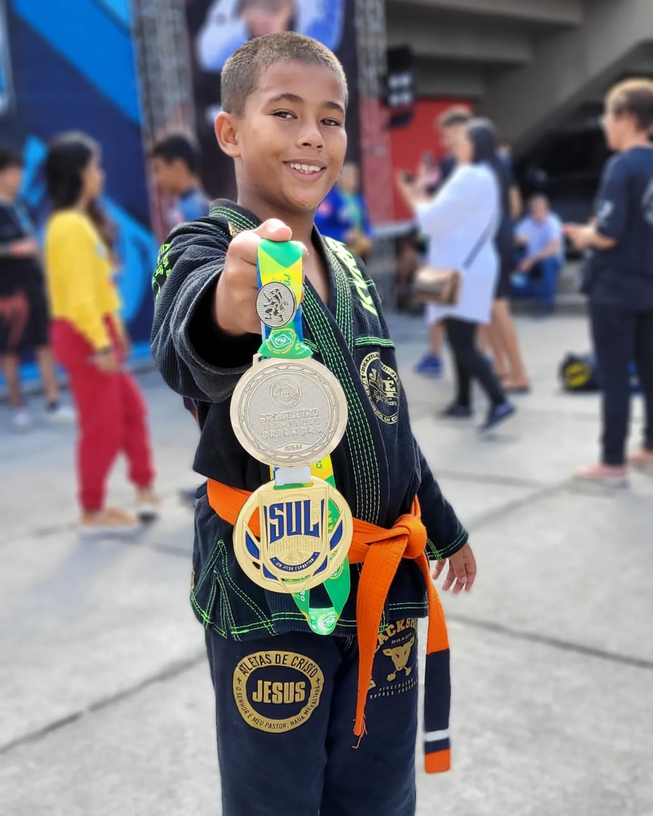 Samuel, de 10 anos, sobe ao pódio em dois importantes eventos de jiu ...